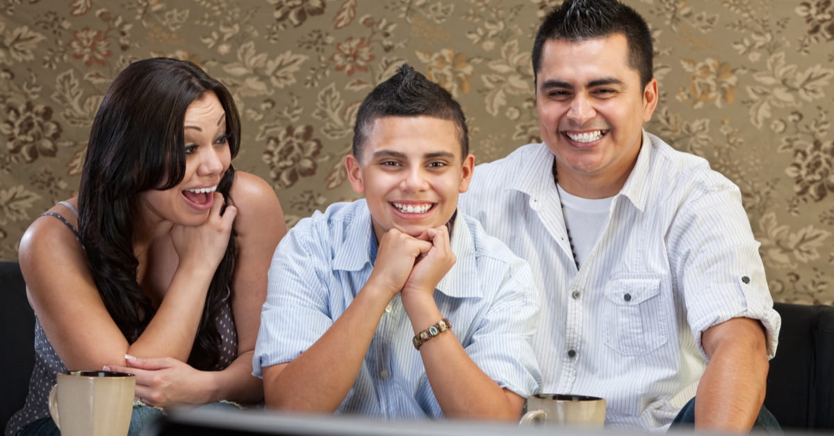 5 grandes series para ver con tus hijos estas vacaciones